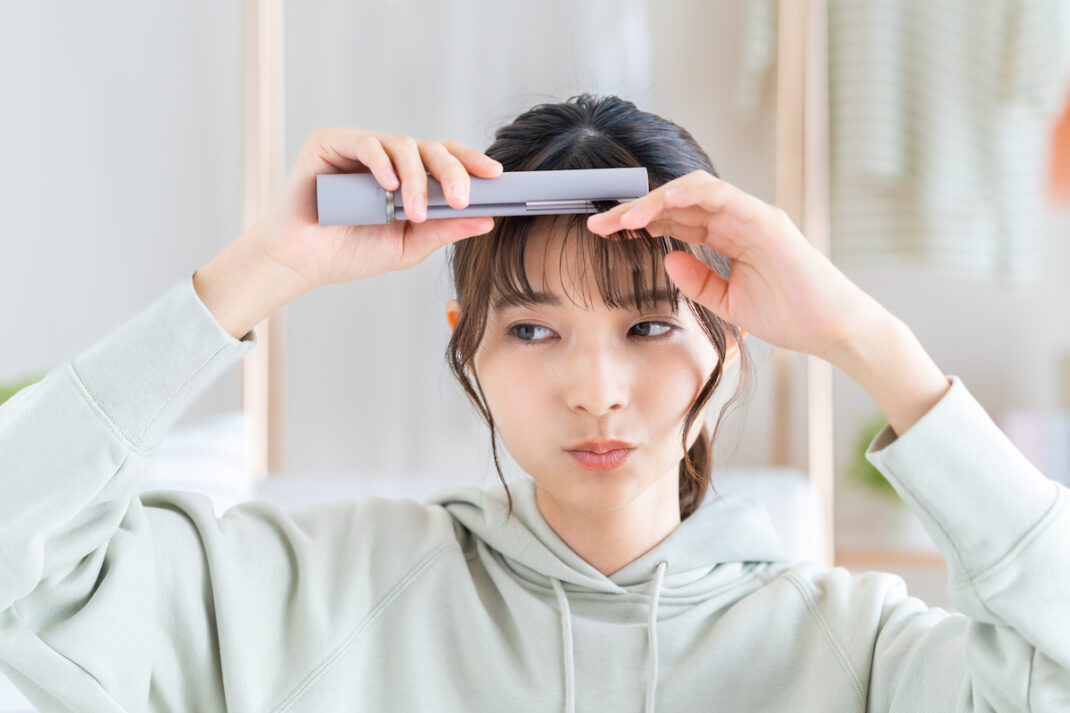 【前髪が割れる原因と対処法】根元の癖とベタつきのケアがパックリ前髪の解決ポイント！ – betop media